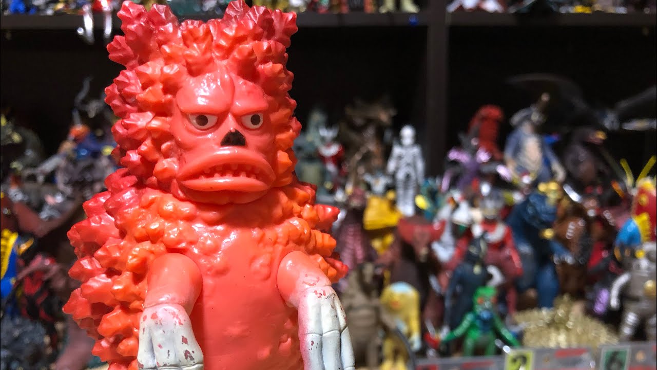 ultraman kaiju sofubi toy review!! Godzilla sofvi and action figures and more!! 怪獣ソフビをレビュー ...