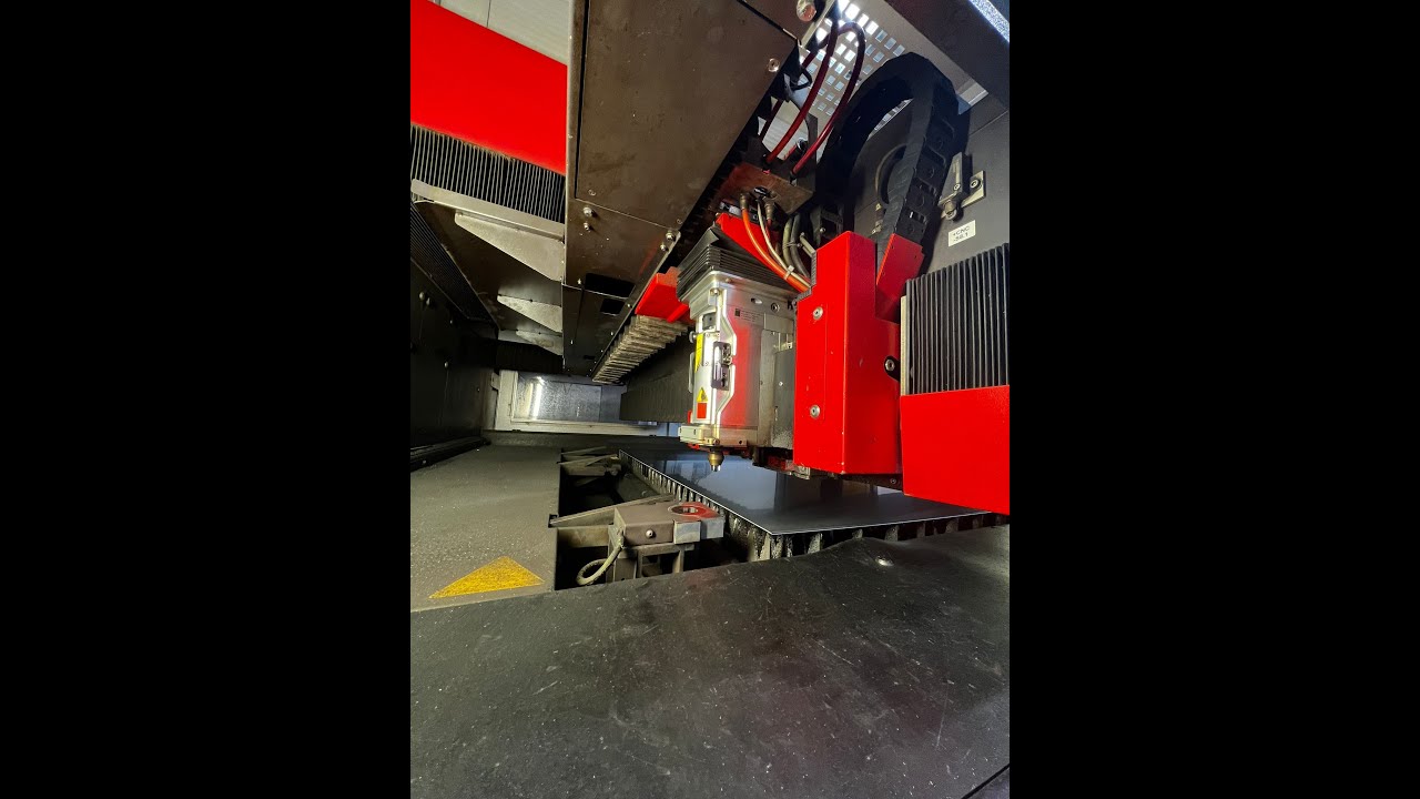 BYSTRONIC BYSPEED 3015 - carbon dioxide laser - SWH GmbH - YouTube