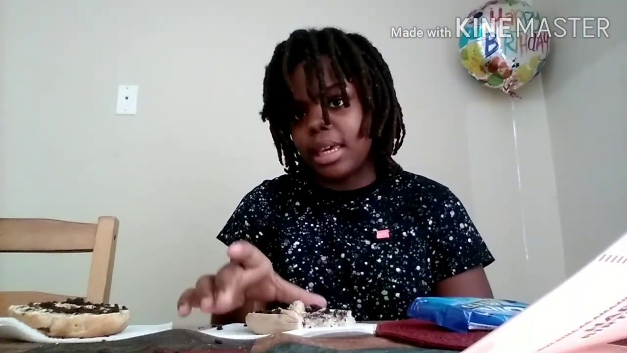 How to make a oreo bagel - YouTube