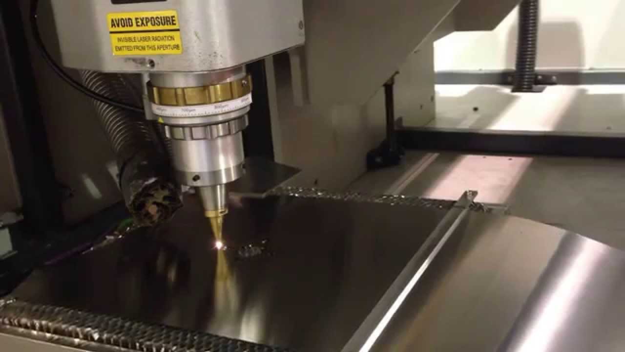 Fine Cutting of Metals ( Stainless Steel Shim ) - YouTube