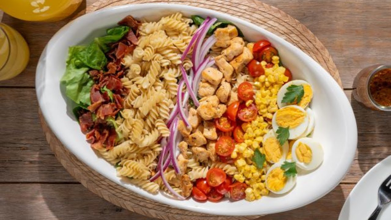 Ensalada del chef con pasta | kiwilimón recetas - YouTube