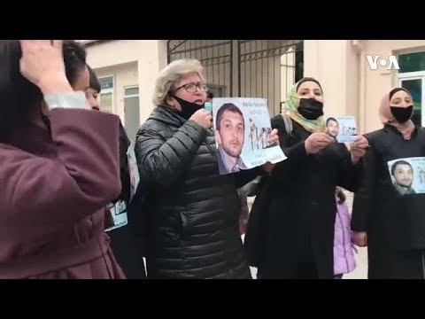 “Siyasi məhbuslara azadlıq” tələbi ilə aksiya keçirilib