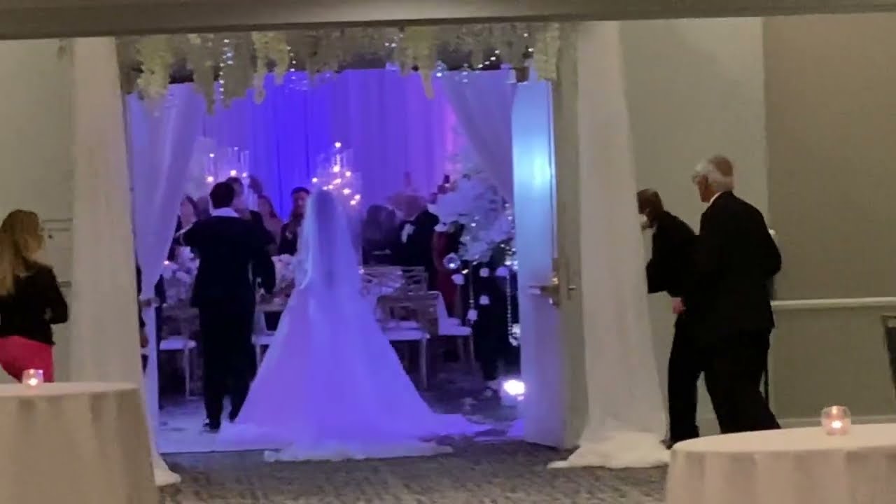 playing warhammer outside a strangers wedding for 1 minute and 37 ...