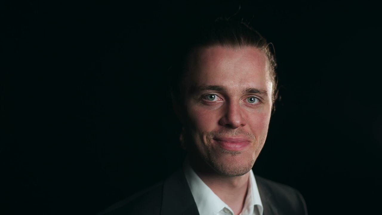 Oh vin dissipe la tristesse - David Risberg Baritone - YouTube