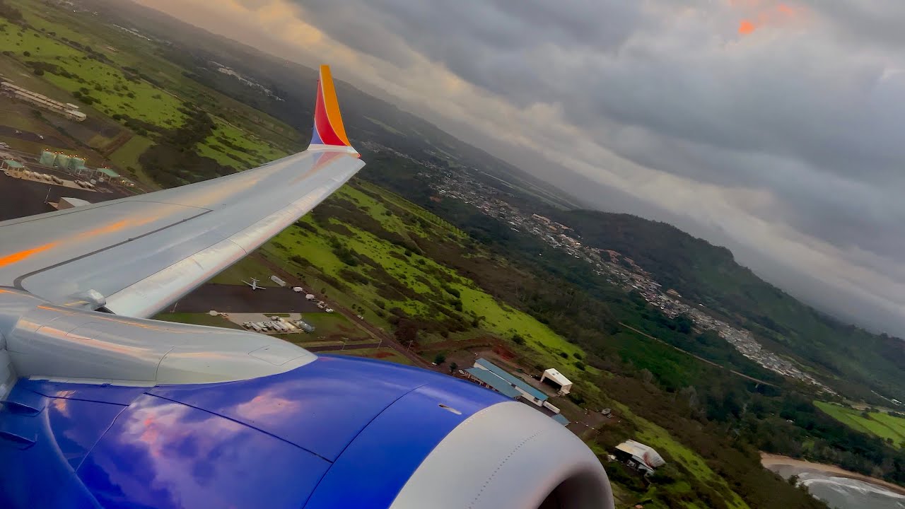 [4K] – Beautiful Kauai Sunset Takeoff – Southwest – Boeing 737-8 Max ...