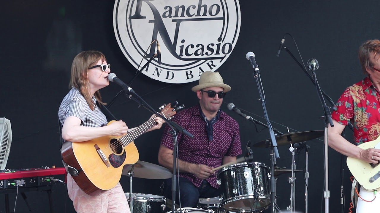 Stephanie Finch with Chuck Prophet. Different Drum - YouTube