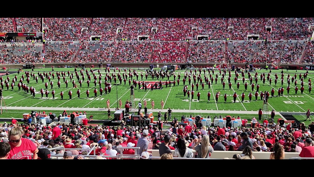 Texas Tech Goin Band performs "Detroit Rock City" halftime show....TTU ...