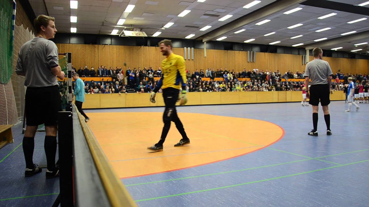 FUPA: Hallenstadtmeisterschaft 13/14 SV Lürrip gegen SC Rheindahlen ...