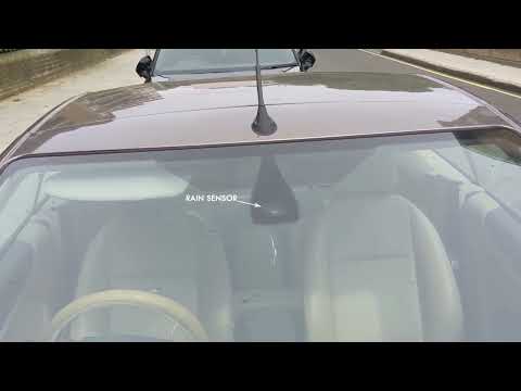 ME4M51A03100FP FORD FOCUS HEATED WINDSCREEN WITH RAIN SENSOR BRACKET