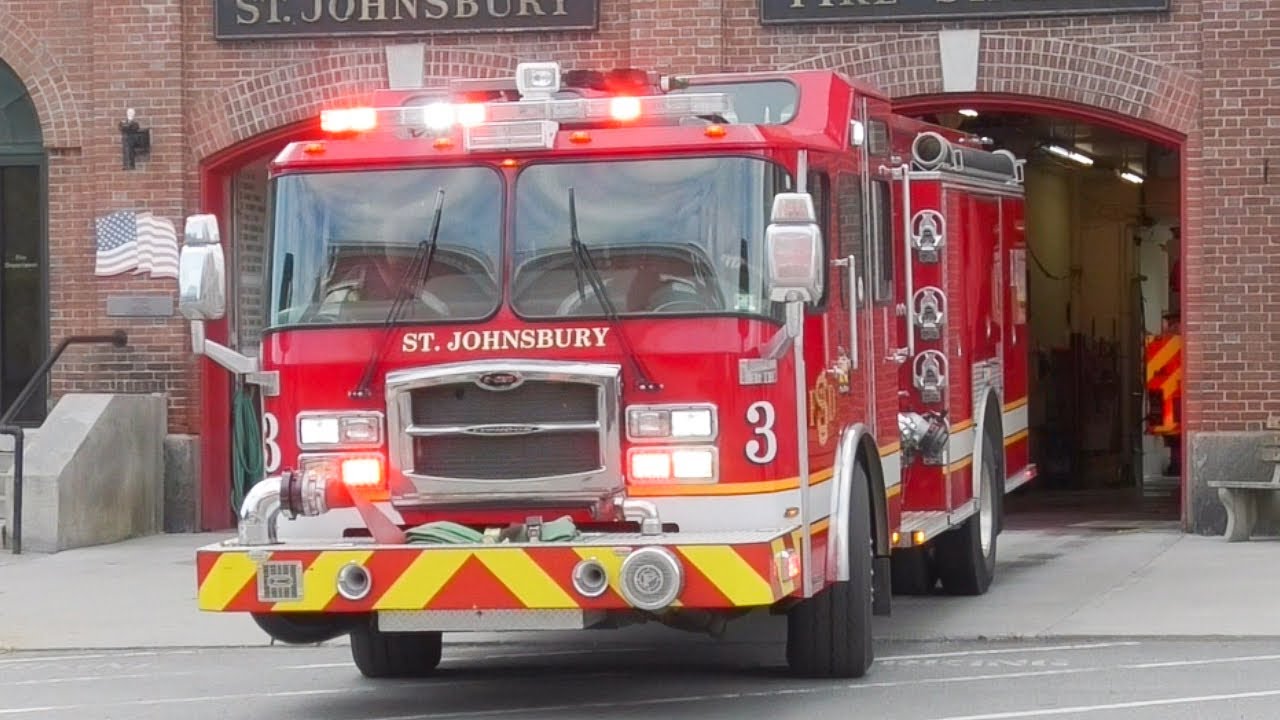 Saint Johnsbury, VT Fire Department Engine 3 Responding - YouTube