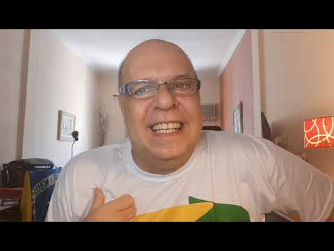 Boca de Veludo não desce do salto. Fetiche puro