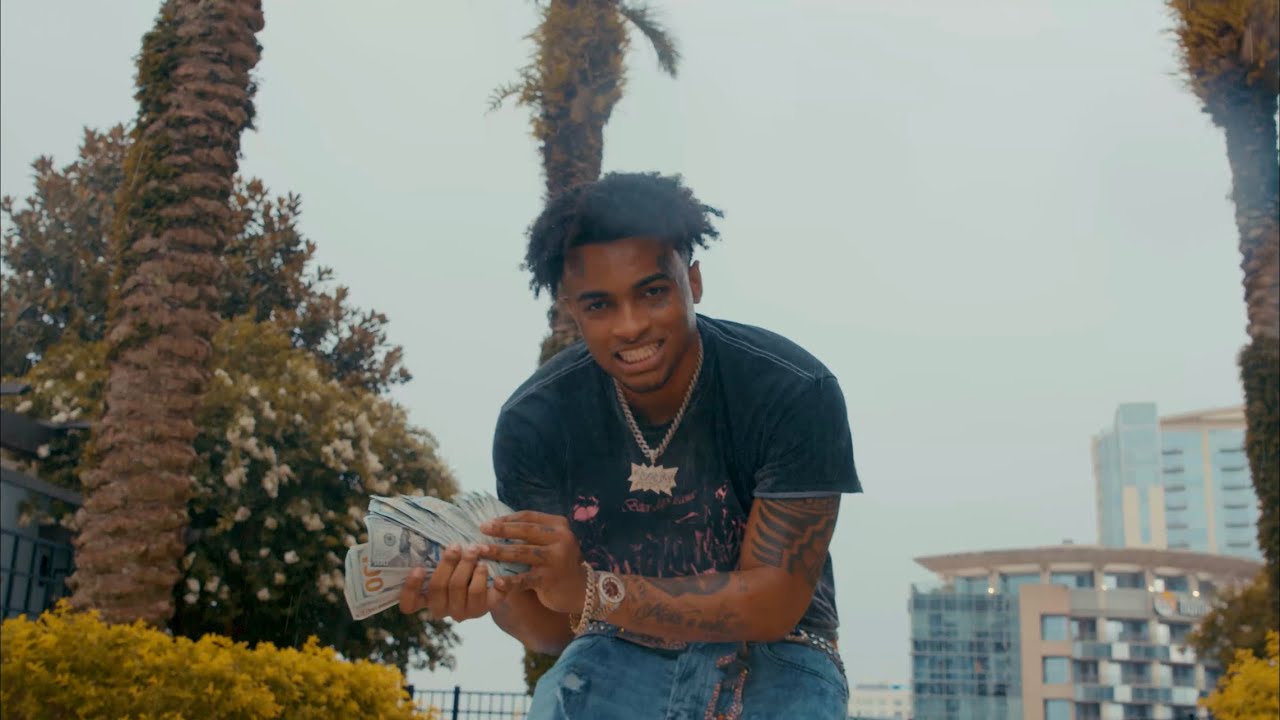 Davine Jay - NICKI (Official Music Video) - YouTube