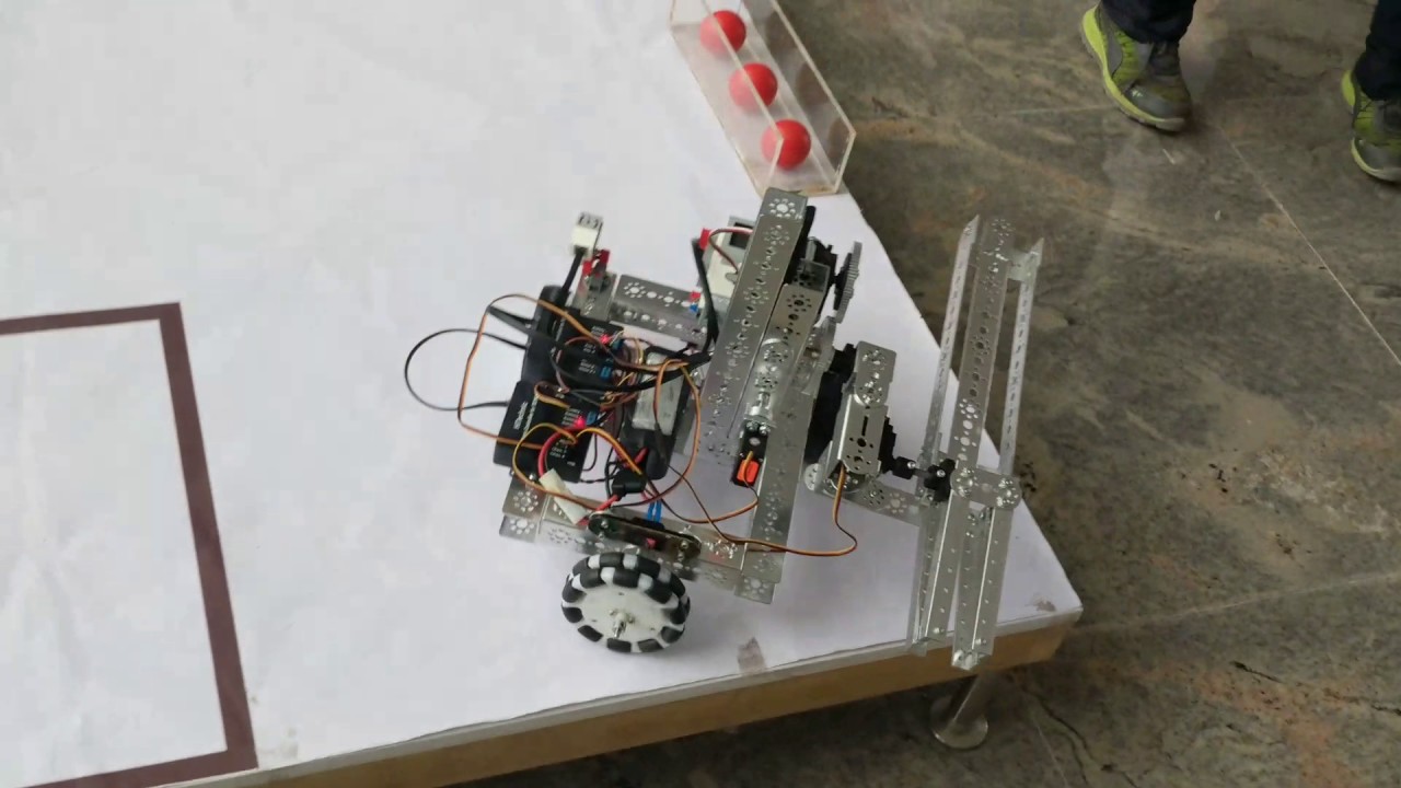 Bowling robot - YouTube