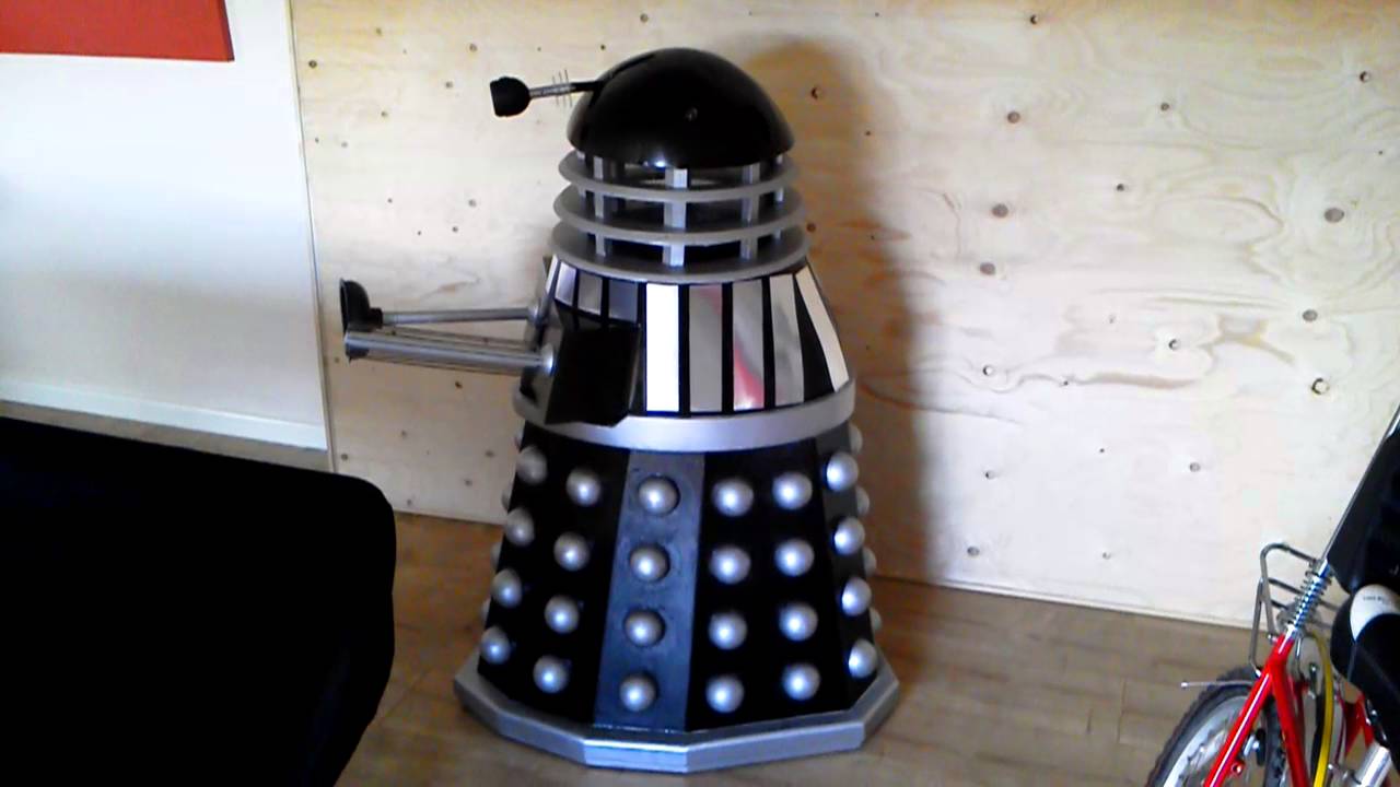 Half size homemade dalek - YouTube