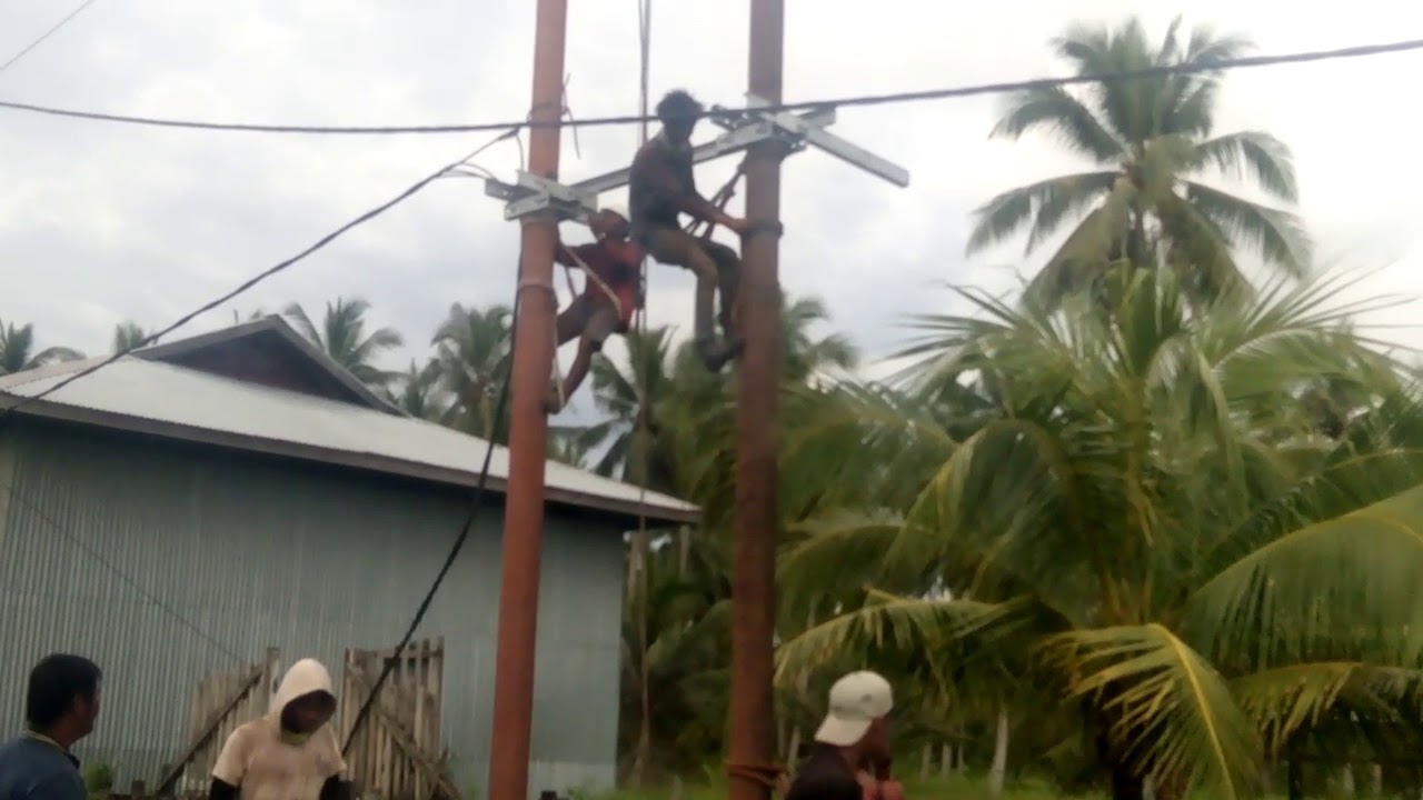 Pemasangan travo PLN - YouTube