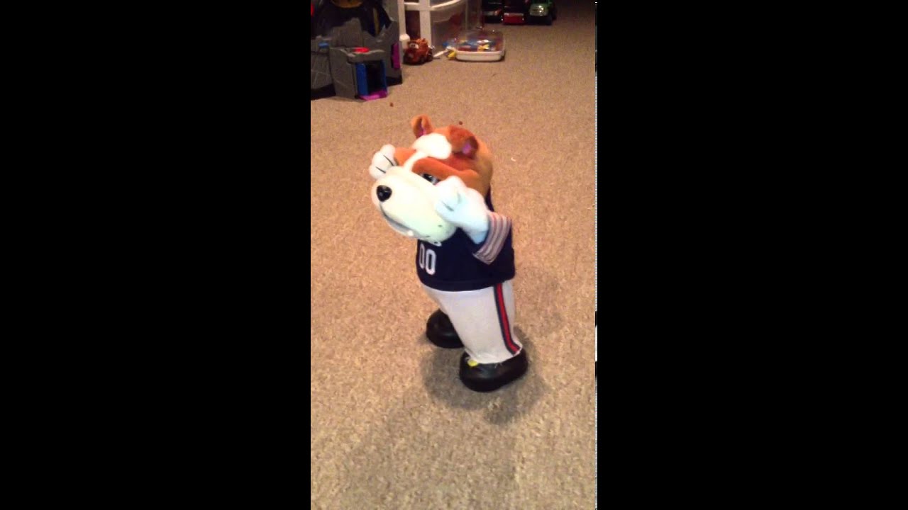 Gemmy NFL Chicago Bears Singing And Dancing Mascot! - YouTube