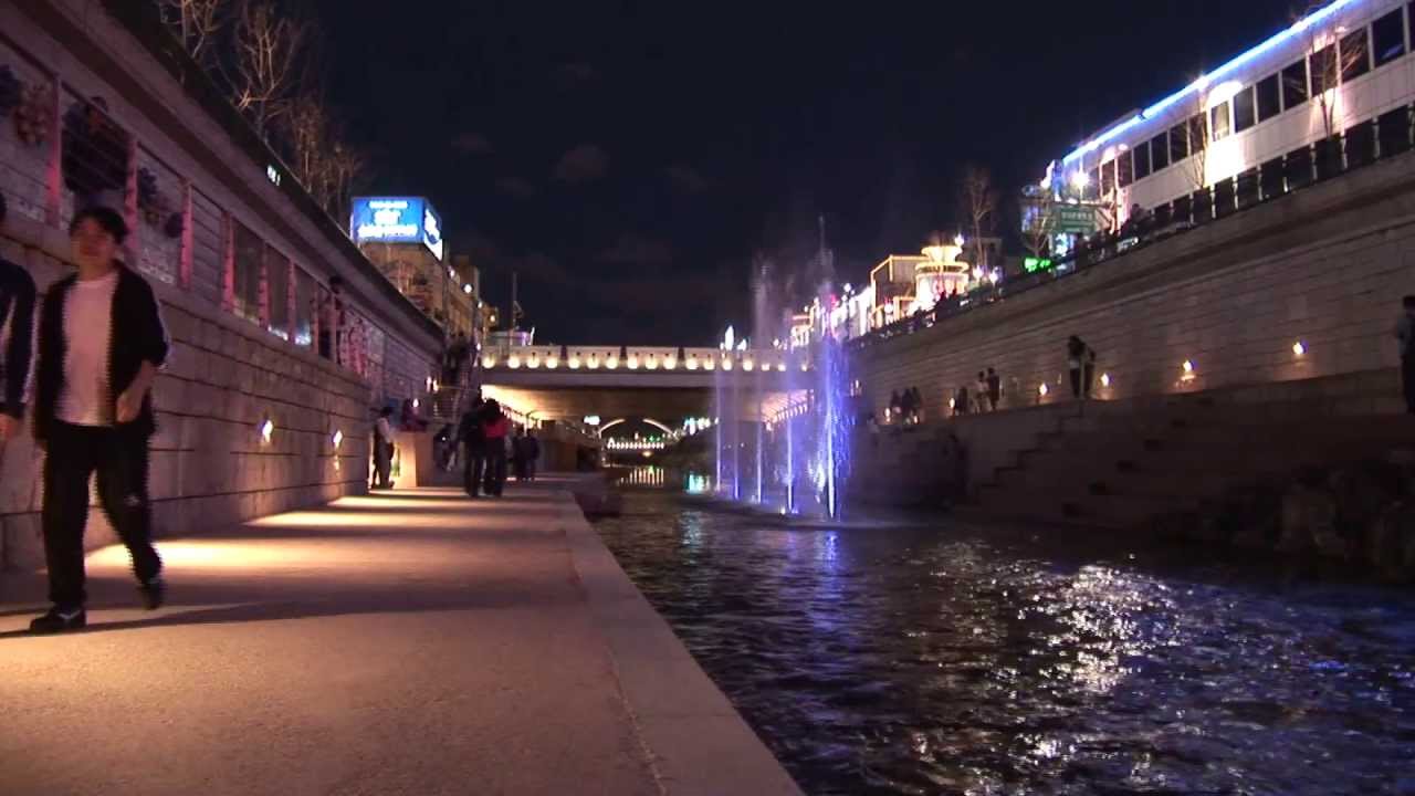 Cheonggyecheon River in South Korea - Best restored river in the world ...