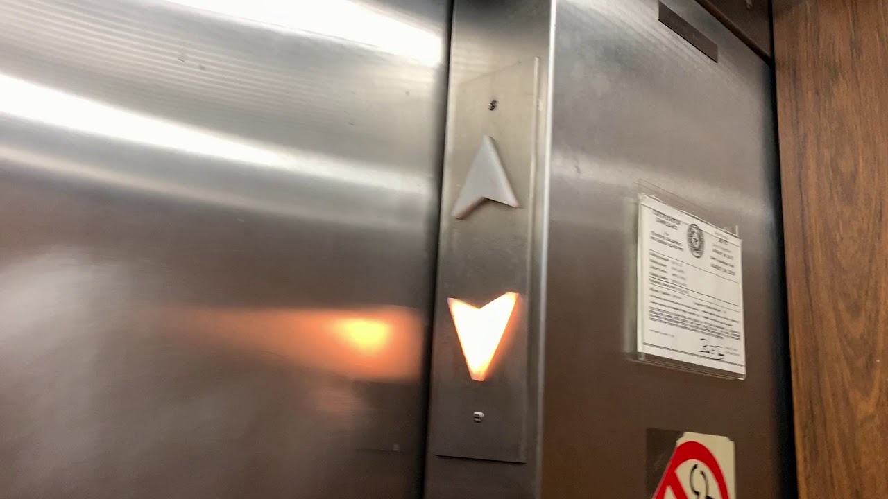 459. ESCO Hydraulic Elevator at 8499 Greenville Ave. - Dallas, TX - YouTube