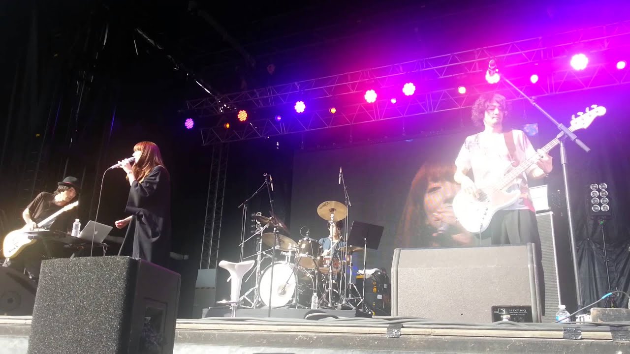 Moumoon : le concert du samedi 21 septembre 2013 au Tokyo Crazy Kawaii ...