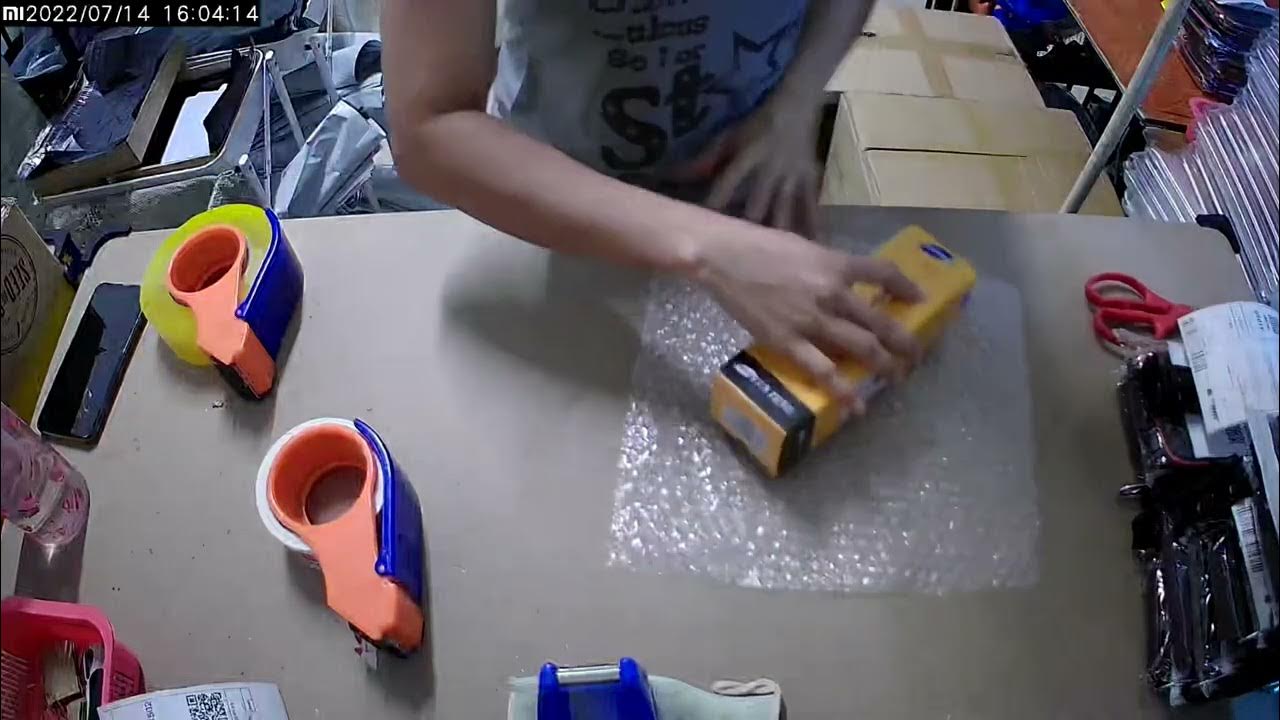 Packing with box & bubble wrap - YouTube