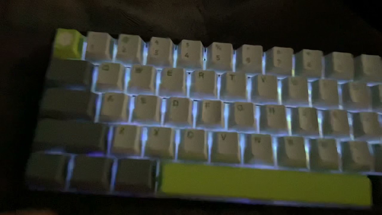 cherry profile keycaps not causing interference on north facing board ...