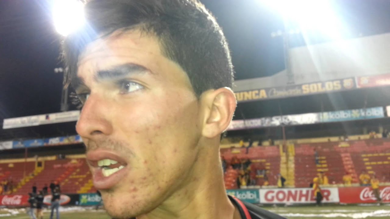 Ariel Soto y la suerte de campeón - YouTube