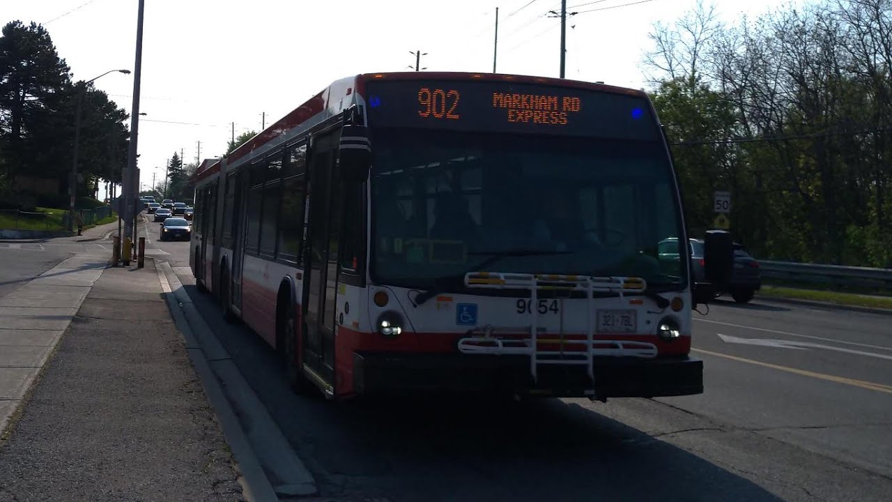 Articulated Buses on the 902 Markham Rd Express - YouTube