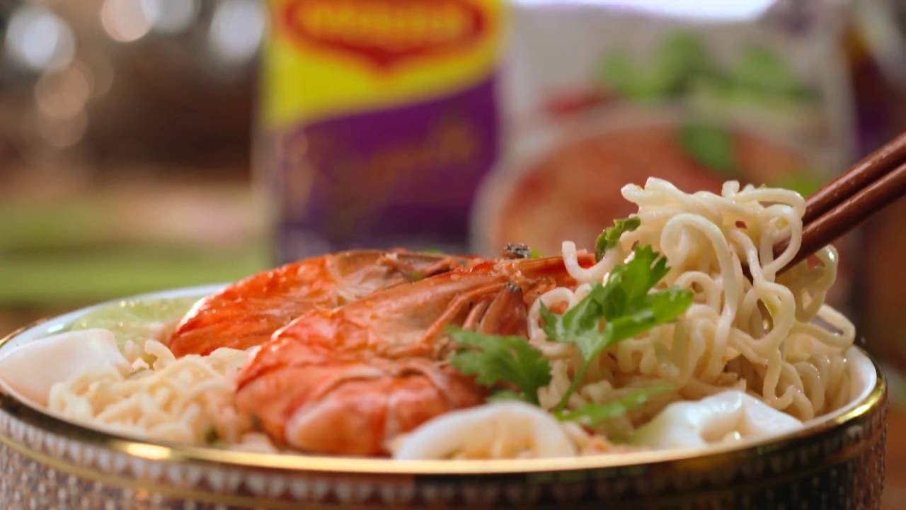MAGGI® Royale™ Thai White Seafood Tom Yam Recipe - YouTube