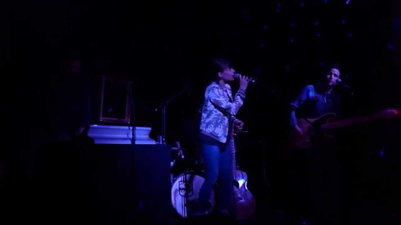 Katharina Busch & Band - It's O.K. @Kaffee Burger, Berlin - YouTube