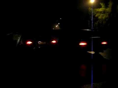 hyundai accent 1.5 vs  toyota corolla 1.6