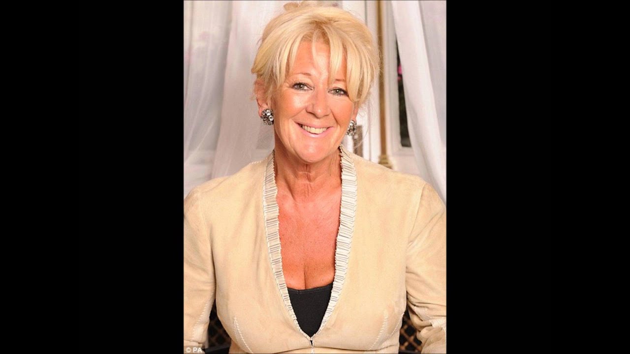 Sue Carroll. - YouTube