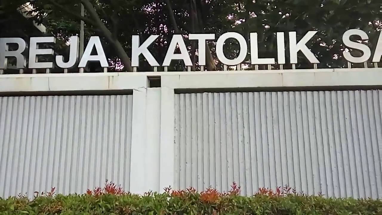 Gereja Katolik Santa Maria Imakulata, Cengkareng, Jakarta Barat. - YouTube