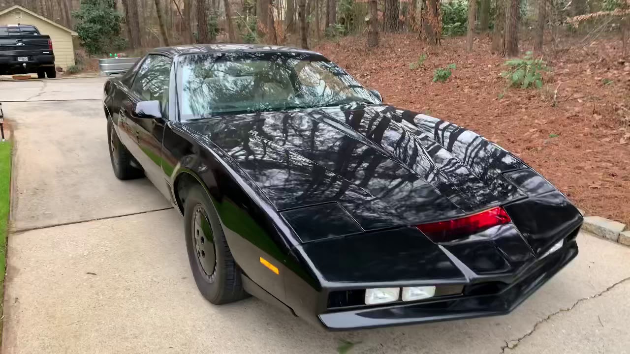 KITT with Engine Reveal - YouTube