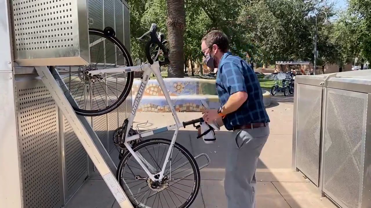 Davis Train Station BikeLink Lockers September 2020 - YouTube