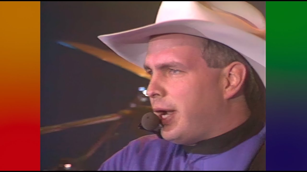 Garth Brooks • “Rodeo” • LIVE 1990 [Reelin' In The Years Archive] - YouTube