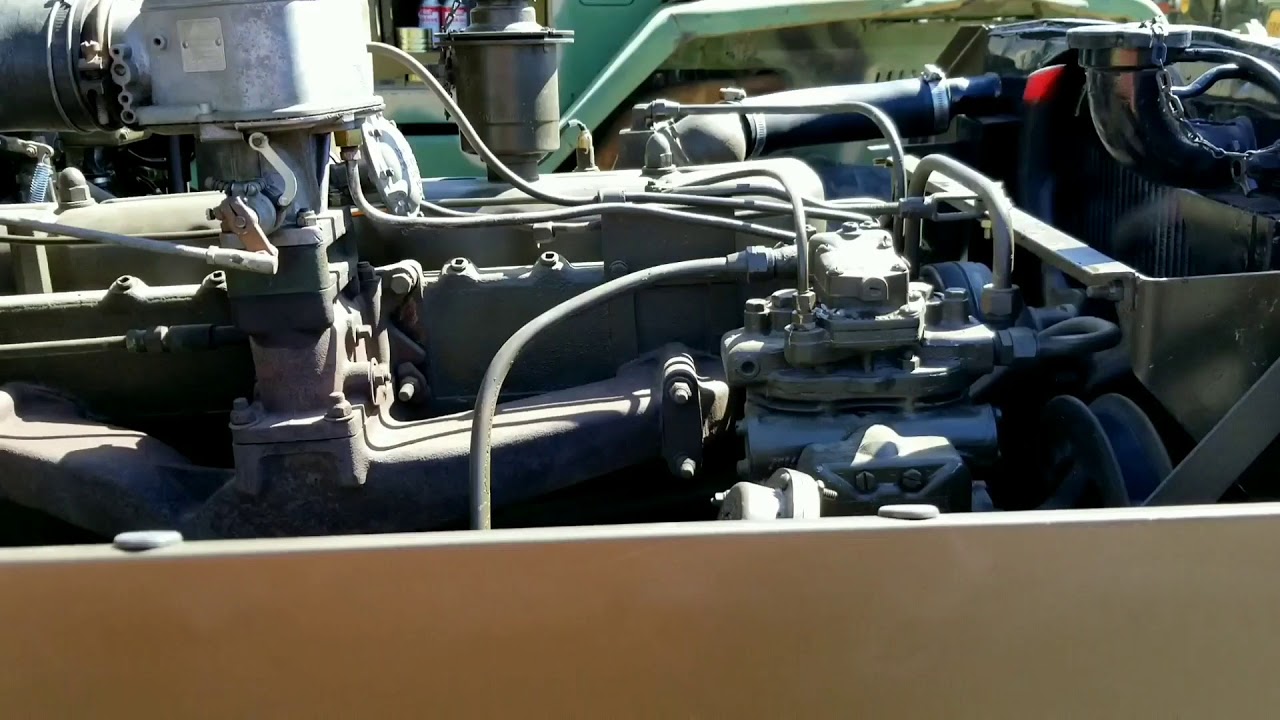My Reo M275 gas OA-331 engine frist start up after years. - YouTube