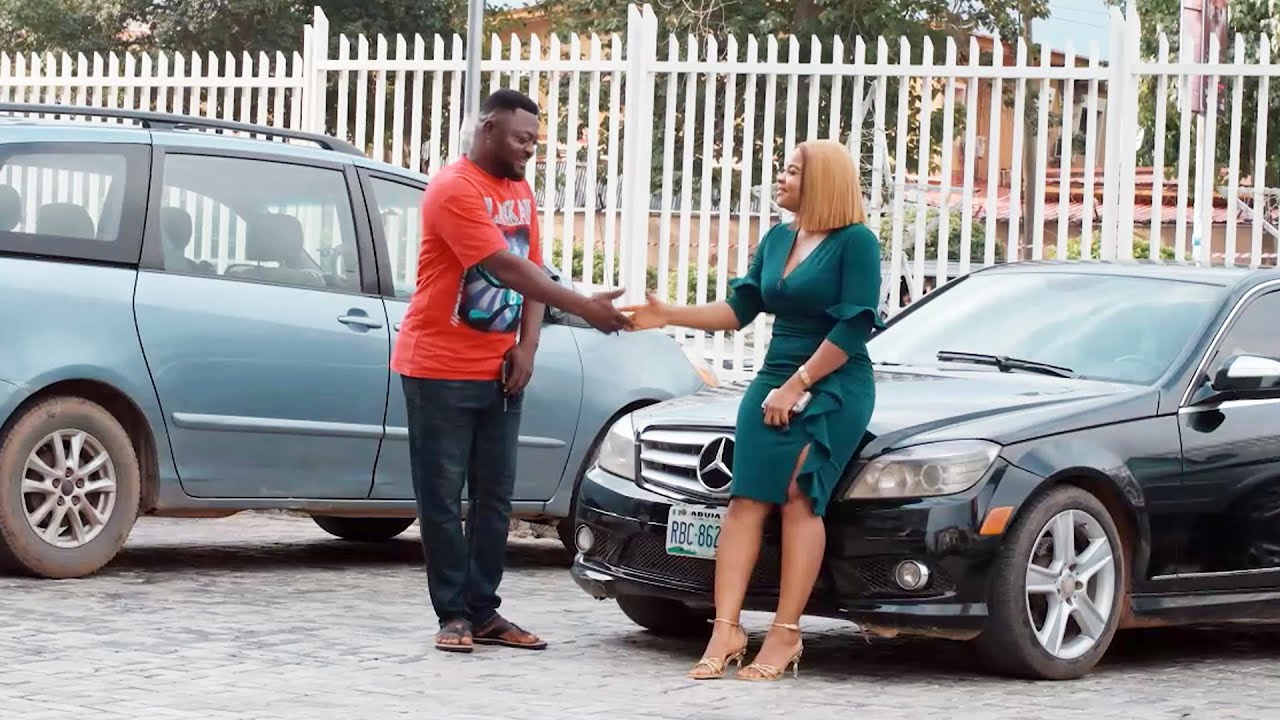 She Never Knew The Poor Bus Driver She Fell in Love With Is A ...