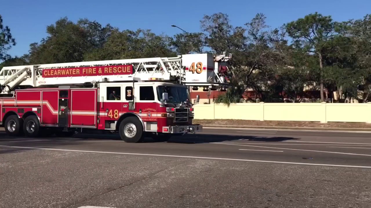 Clearwater Fire rescue Truck 48 responding - YouTube