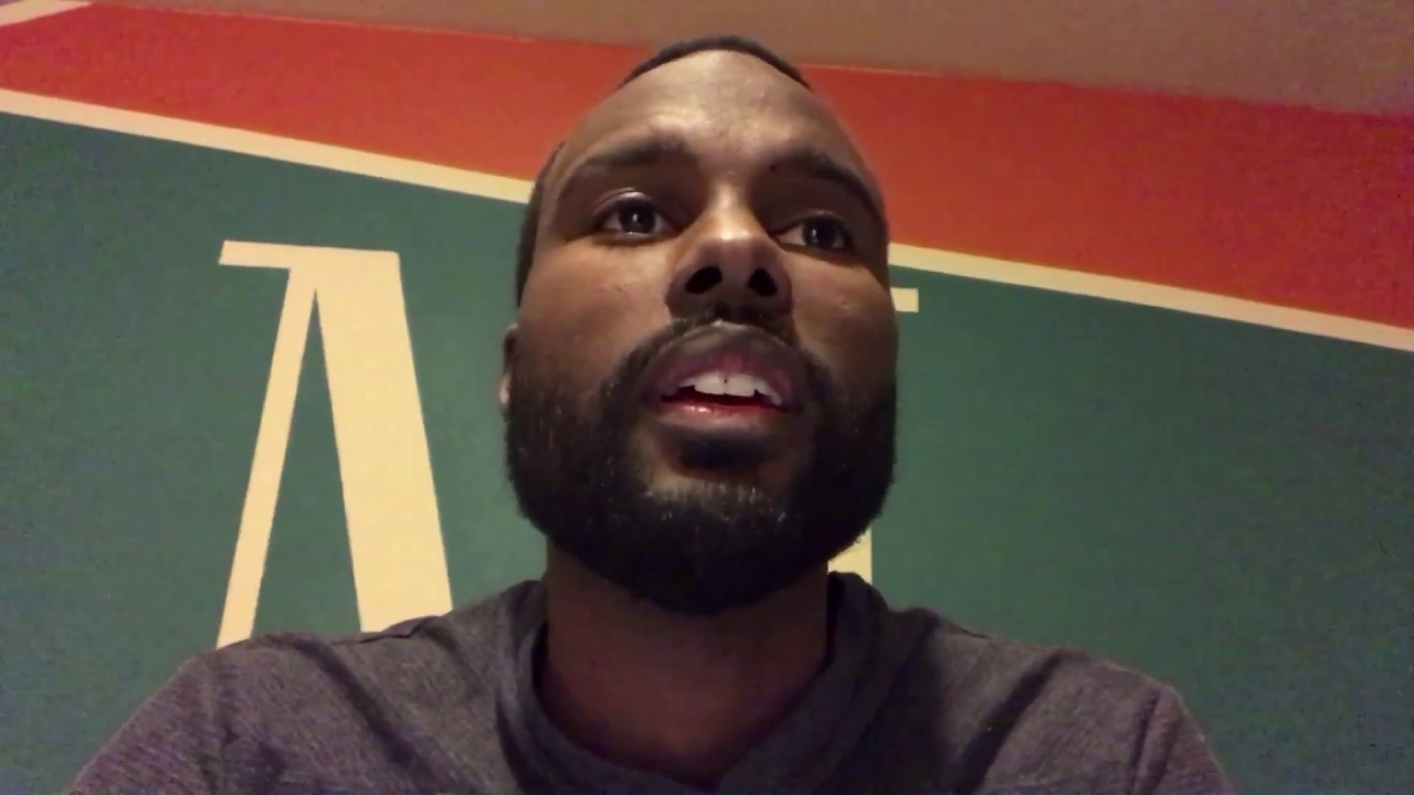 MacBook Pro (Early 2015) vs. iPhone 7 Plus front facing camera - YouTube