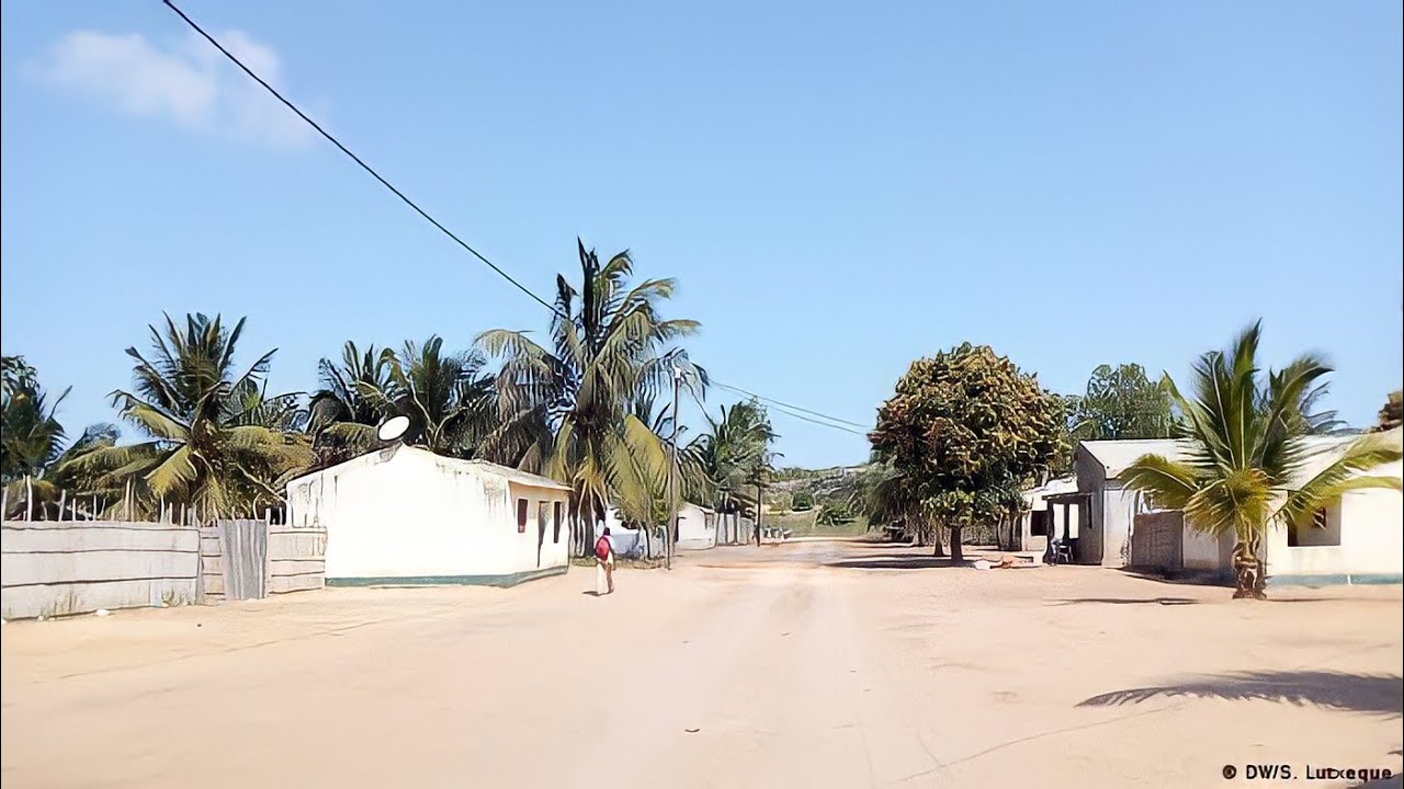 ASSIM SÃO ALGUNS BAIRROS DA CIDADE DE MONTEPUEZ - Província de Cabo ...