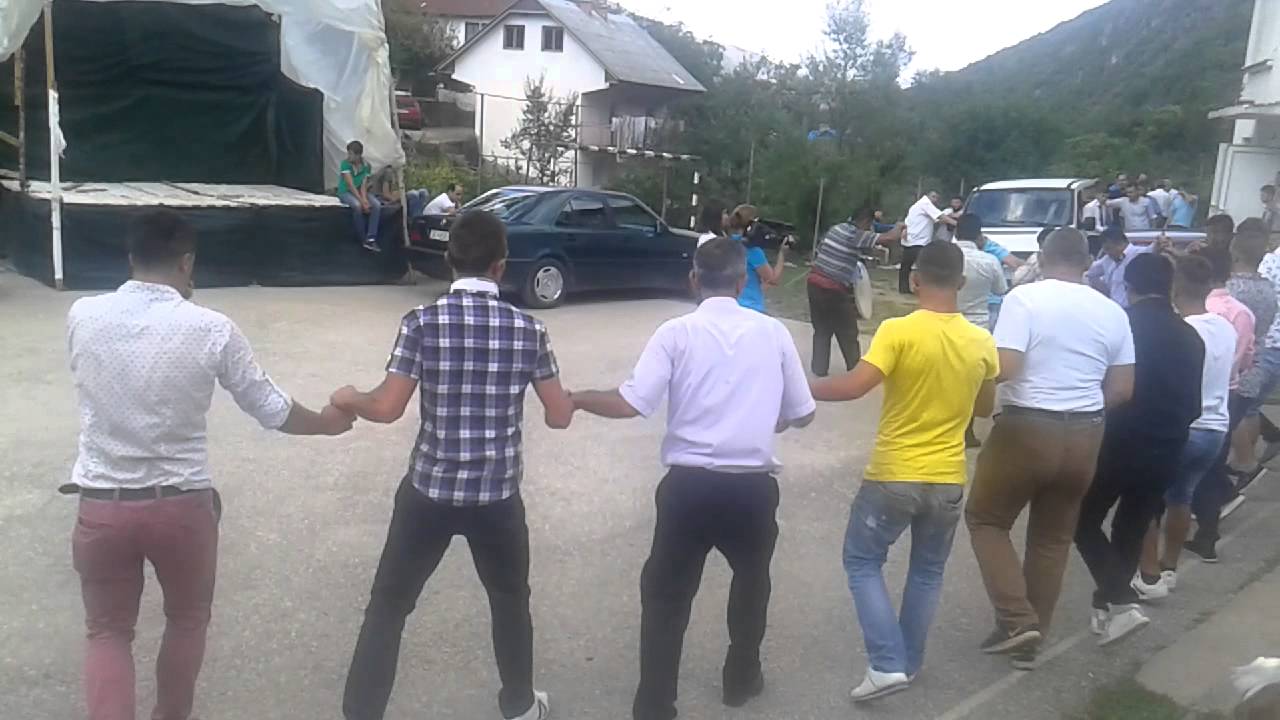 patishka reka - YouTube