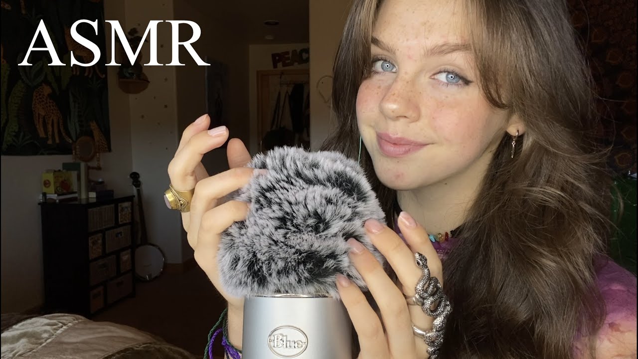ASMR Fluffy Mic Scratching & Tapping - YouTube