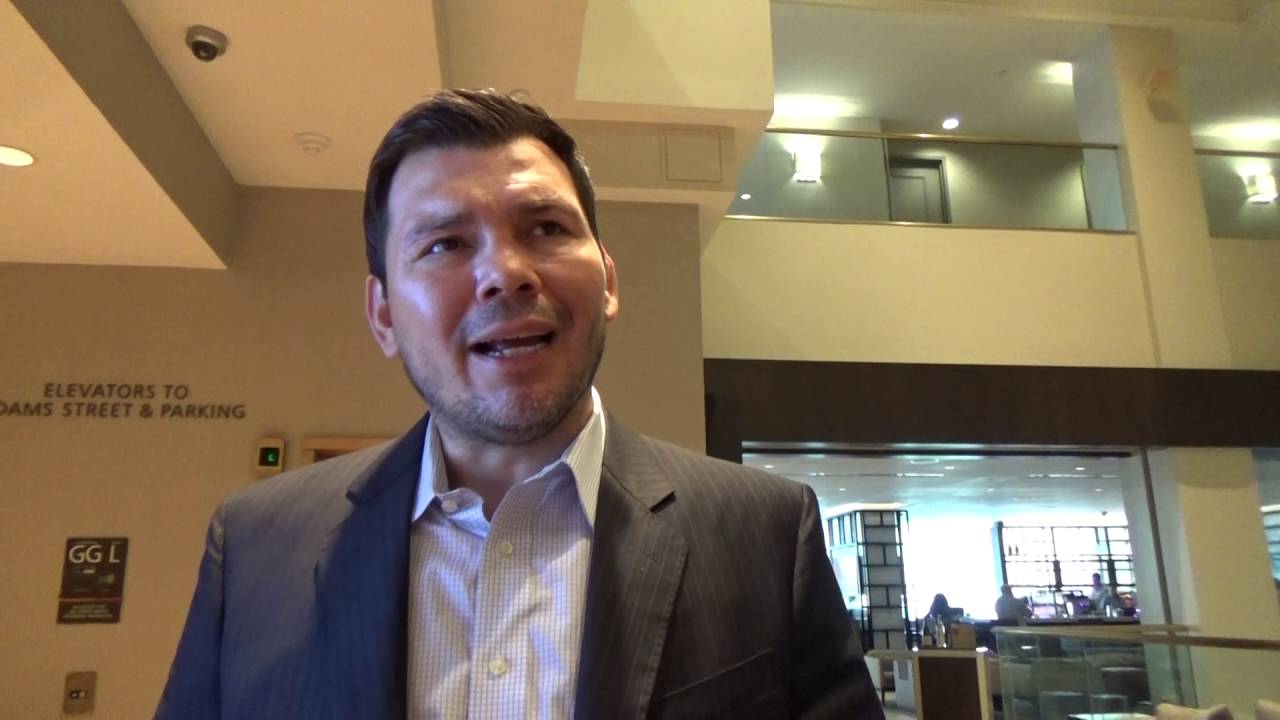 raul marquez son arturo soon to be world champ EsNews Boxing - YouTube