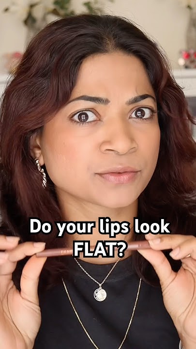 Flat Lips?! This Lip Liner Hack Will BLOW Your Mind! - YouTube