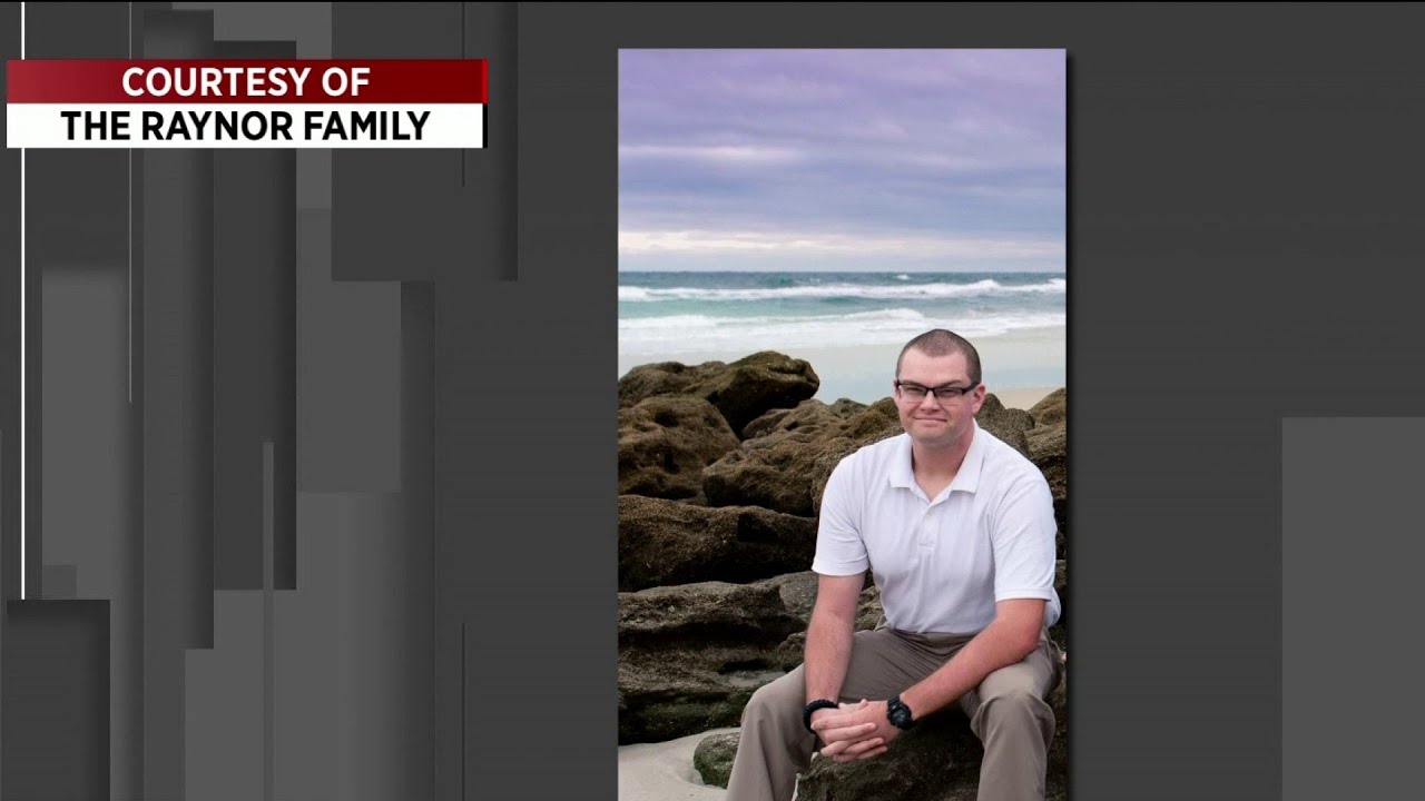 Officer Jason Raynor still in critical condition - YouTube