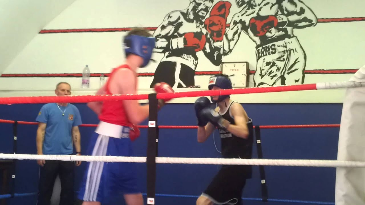 jed felton 3rd gym show fight 22/7/12 2 fights on same day - YouTube
