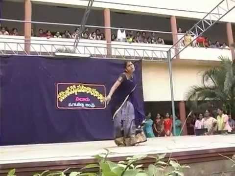 C R REDDY GIRLS DANCE ELURU - YouTube