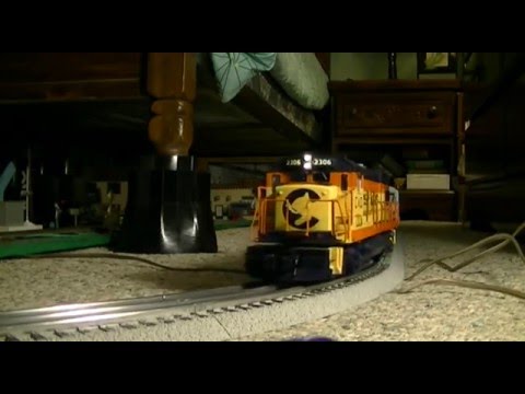 AtlasO Chessie System GE U23B Engine Pulling Empty Cement Train - YouTube
