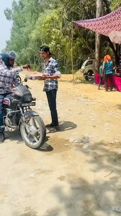 दुनिया का सबसे अच्छा काम ये ही है🤗🙏 humanity#respect#helping#trendingreels #viralreels # - YouTube