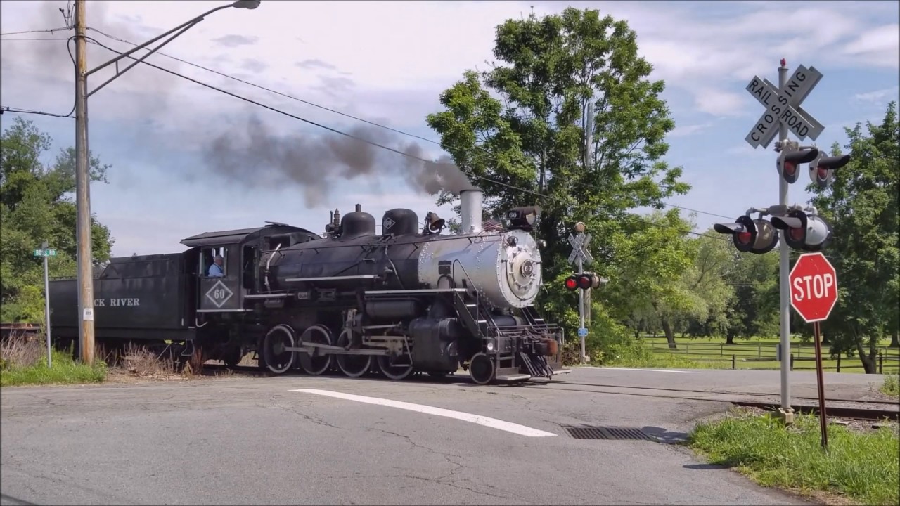 Black River & Western Mixed Train - YouTube